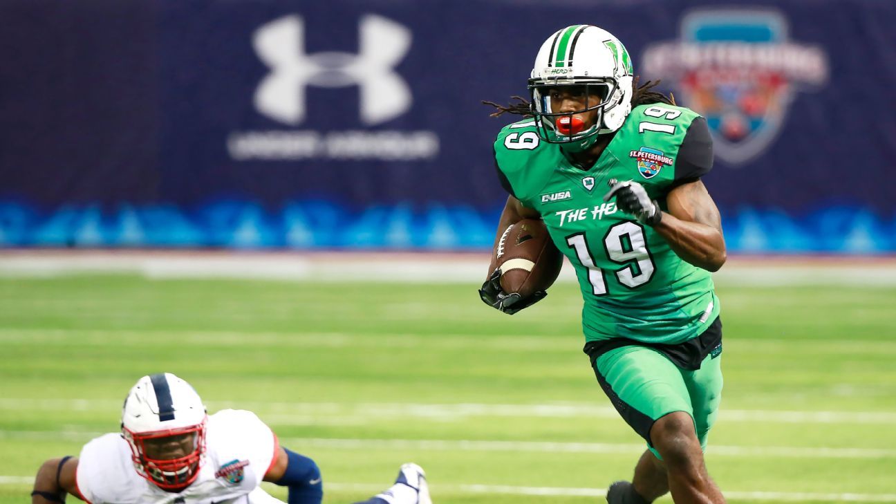 Marshall Thundering Herd 2015 Uniforms 10-3 (6-2) St. Petersburg Bowl ...