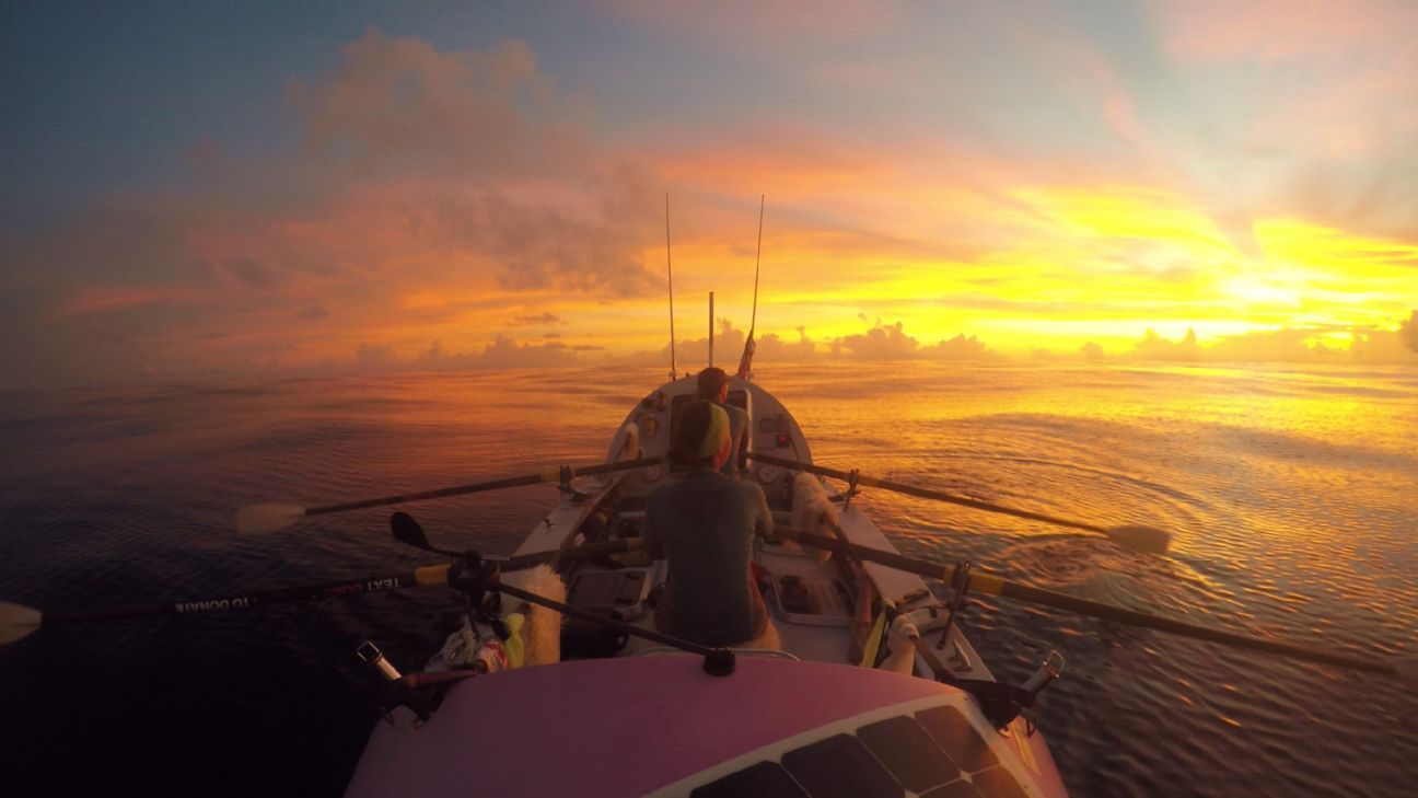These Women Are Rowing The Pacific Right Now And Answered Our Burning ...