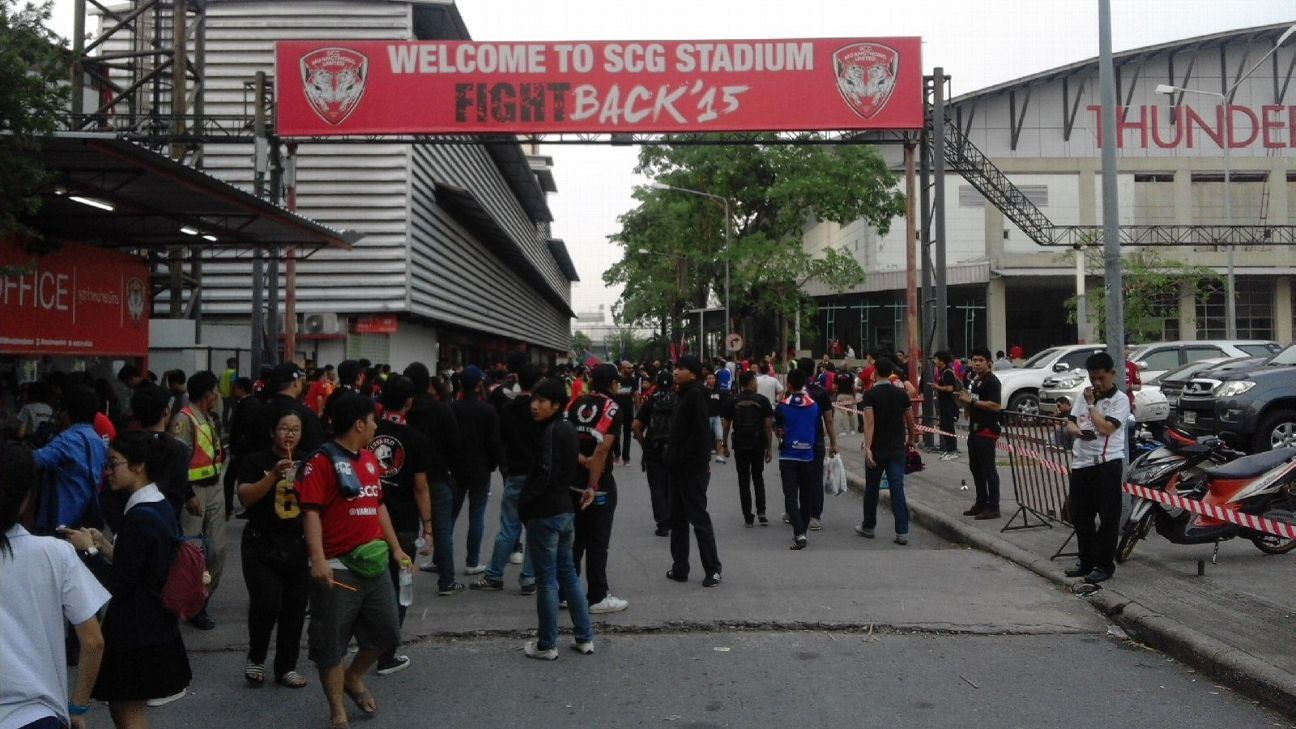 Former Newcastle United striker Xisco signs with Muang Thong in ...
