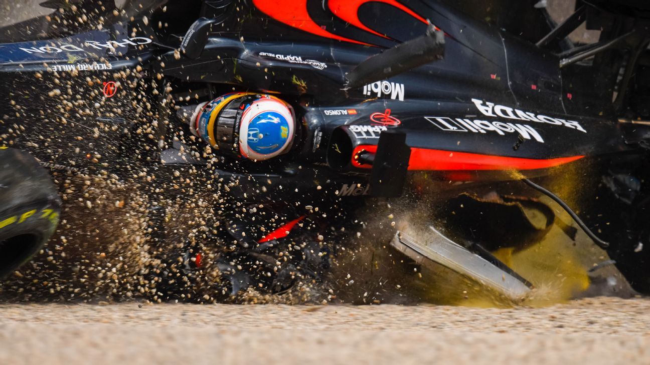 F1 Life Through a Lens - The Fernando Alonso crash - ESPN