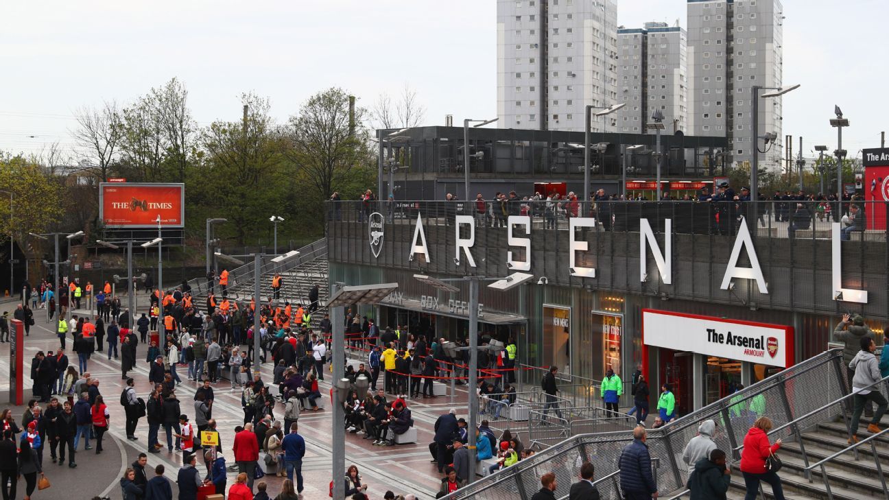 Arsenal fan banned indefinitely after Kick It Out campaign - ESPN