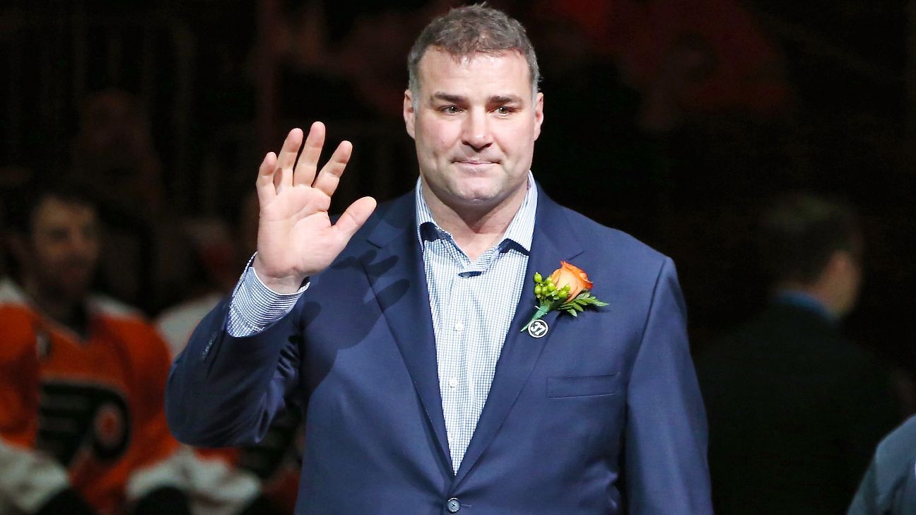 NHL - Philadelphia Flyers great Eric Lindros fills career gap with ...