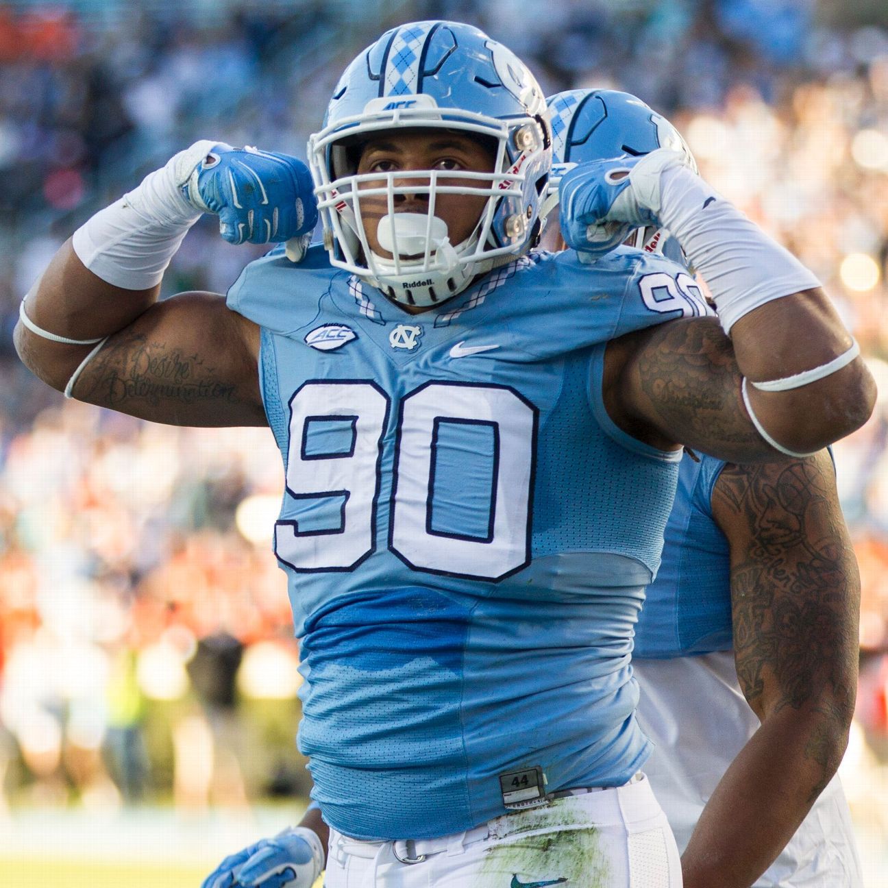 North Carolina DL Nazair Jones was nearly paralyzed five years ago - ESPN