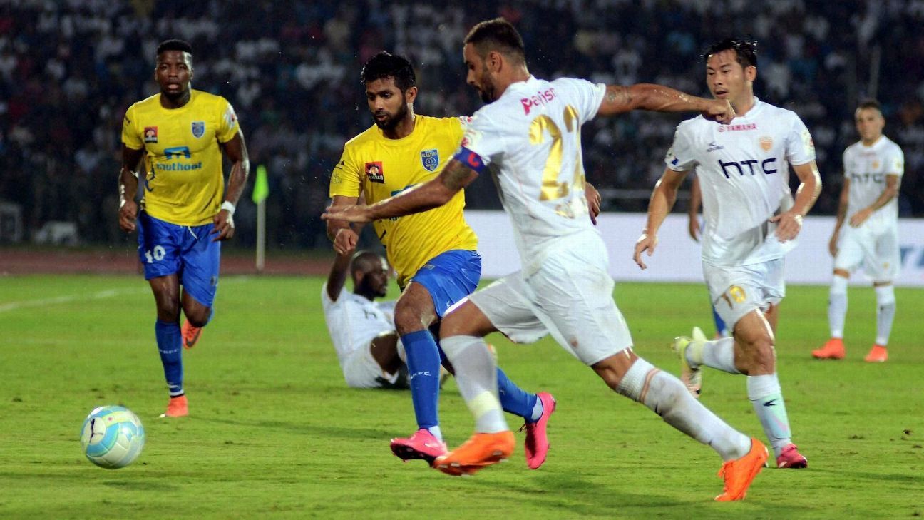 Fans shine on day one of new ISL season - ESPN