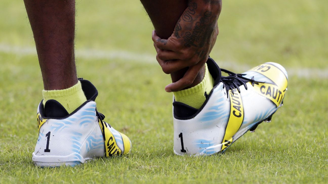 DeSean Jackson wears police-tape cleats to fight 'senseless killings ...
