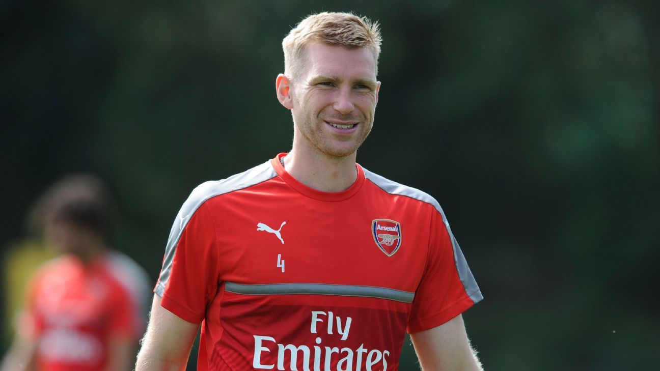 Arsenal activate Per Mertesacker's one-year contract extension - ESPN