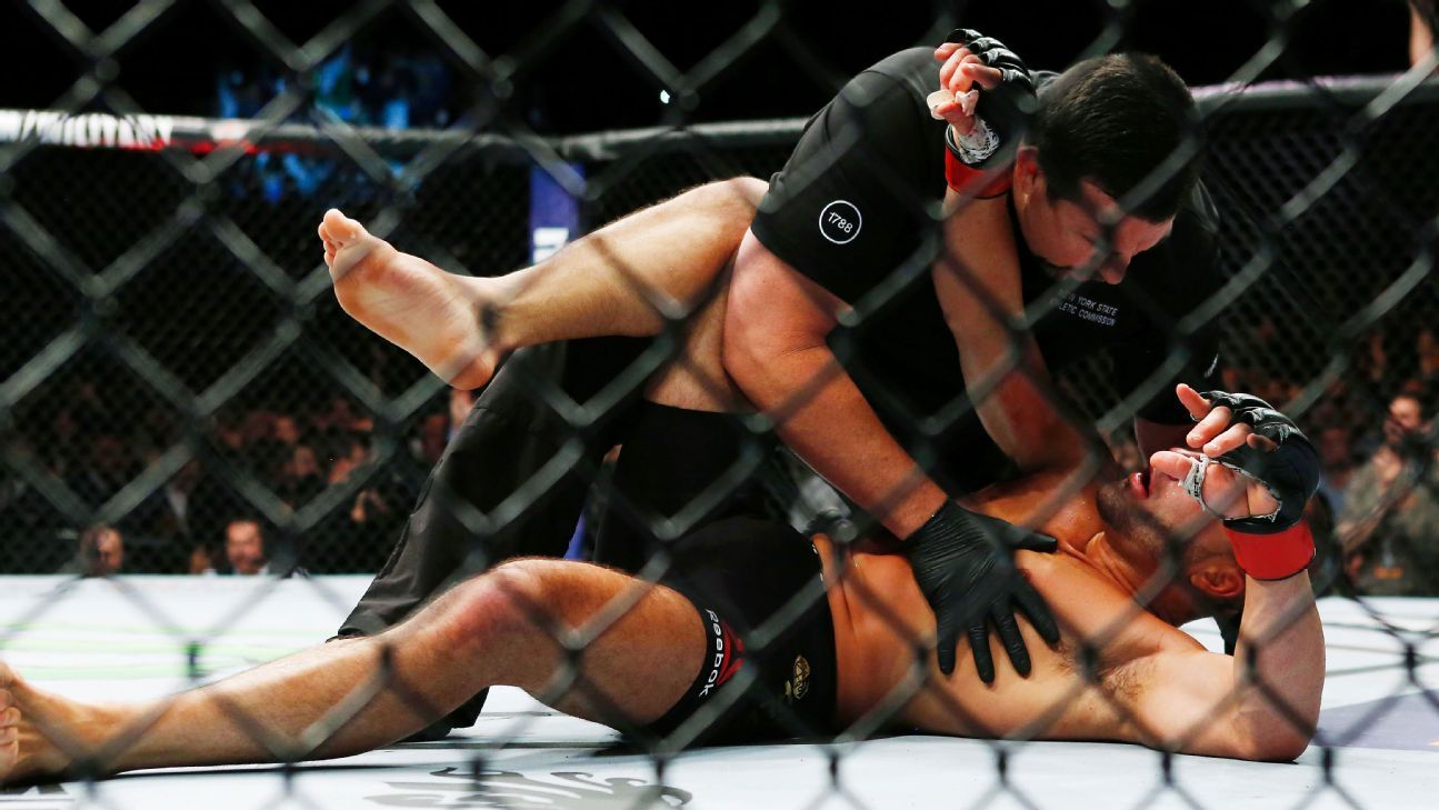 UFC 211 - Eddie Alvarez ready to prove against Dustin Poirier that he ...