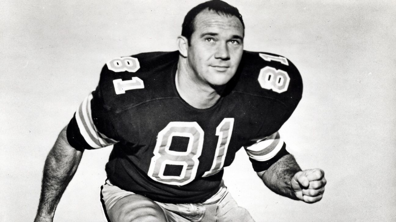 Hall of Fame defensive end Doug Atkins dies at 85 - ESPN