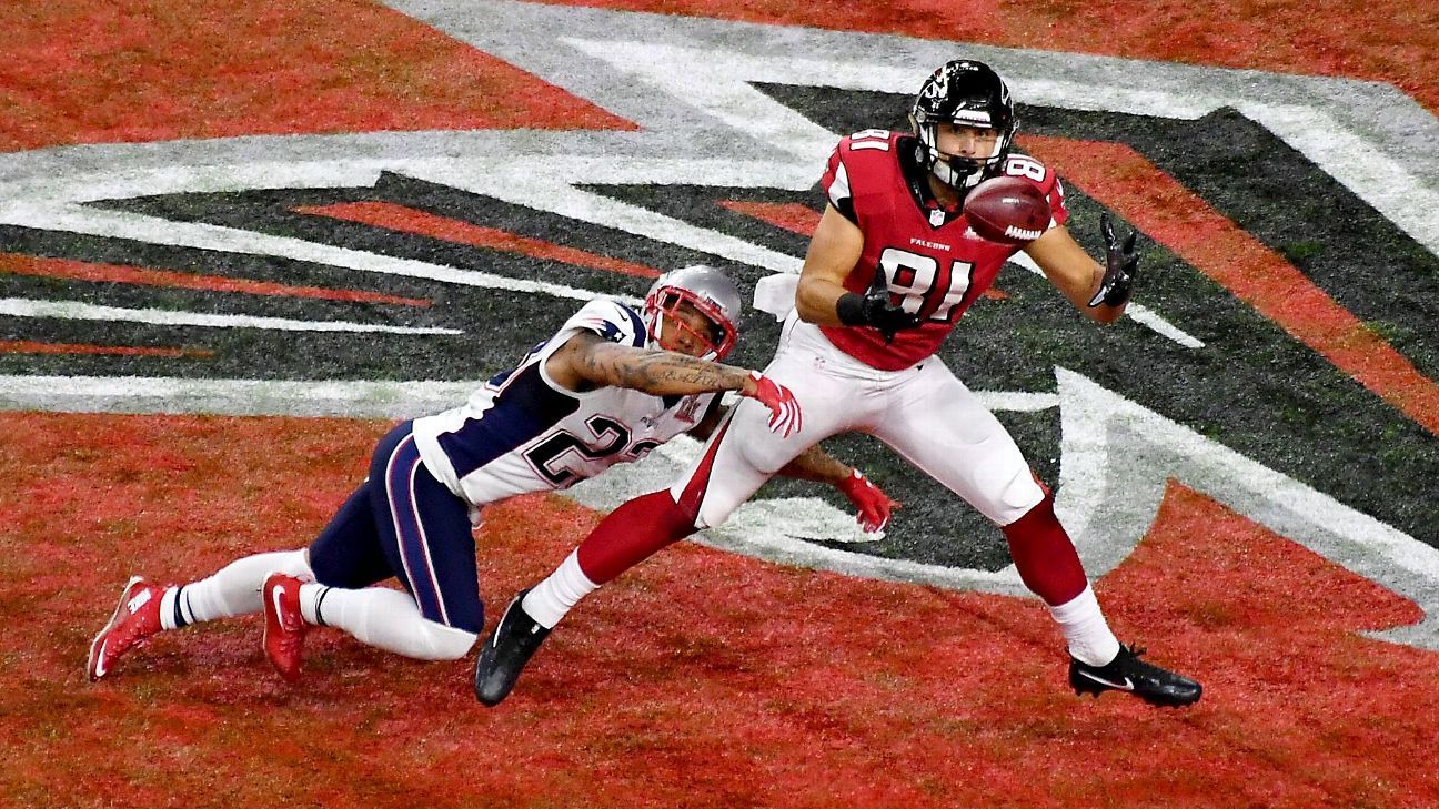 Going back to Cali: Falcons' Austin Hooper bonds with MVP Matt Ryan ...