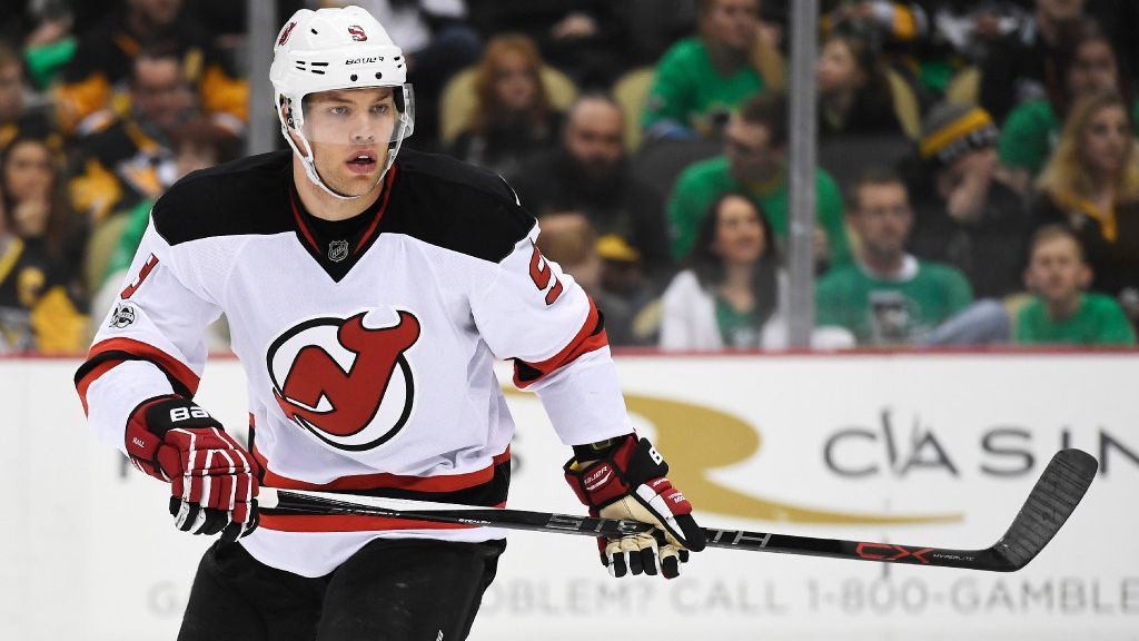 NHL -- New Jersey Devils star Taylor Hall just wants to be on a team ...