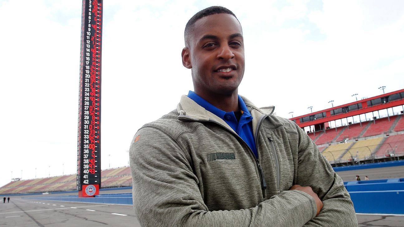Jusan Hamilton makes NASCAR history as first black race director at ...