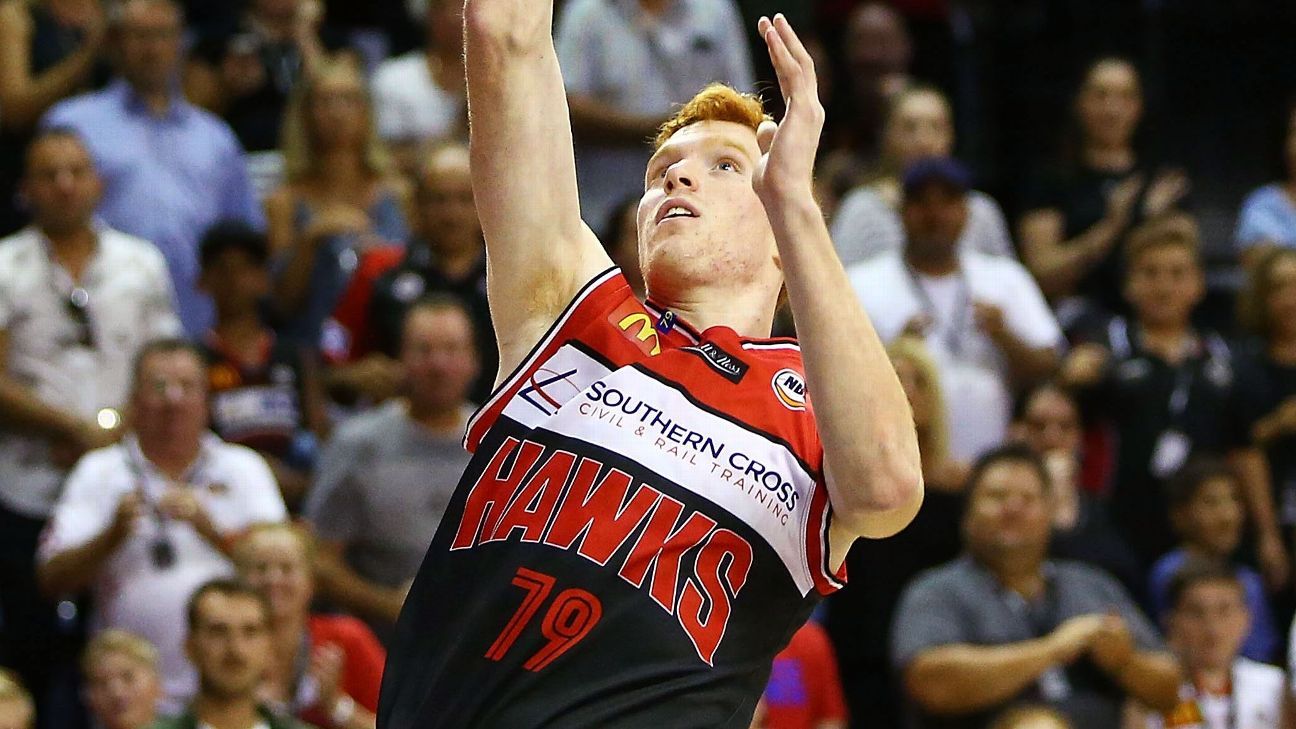 Australian basketball prospect Angus Glover won't let knee injury get ...