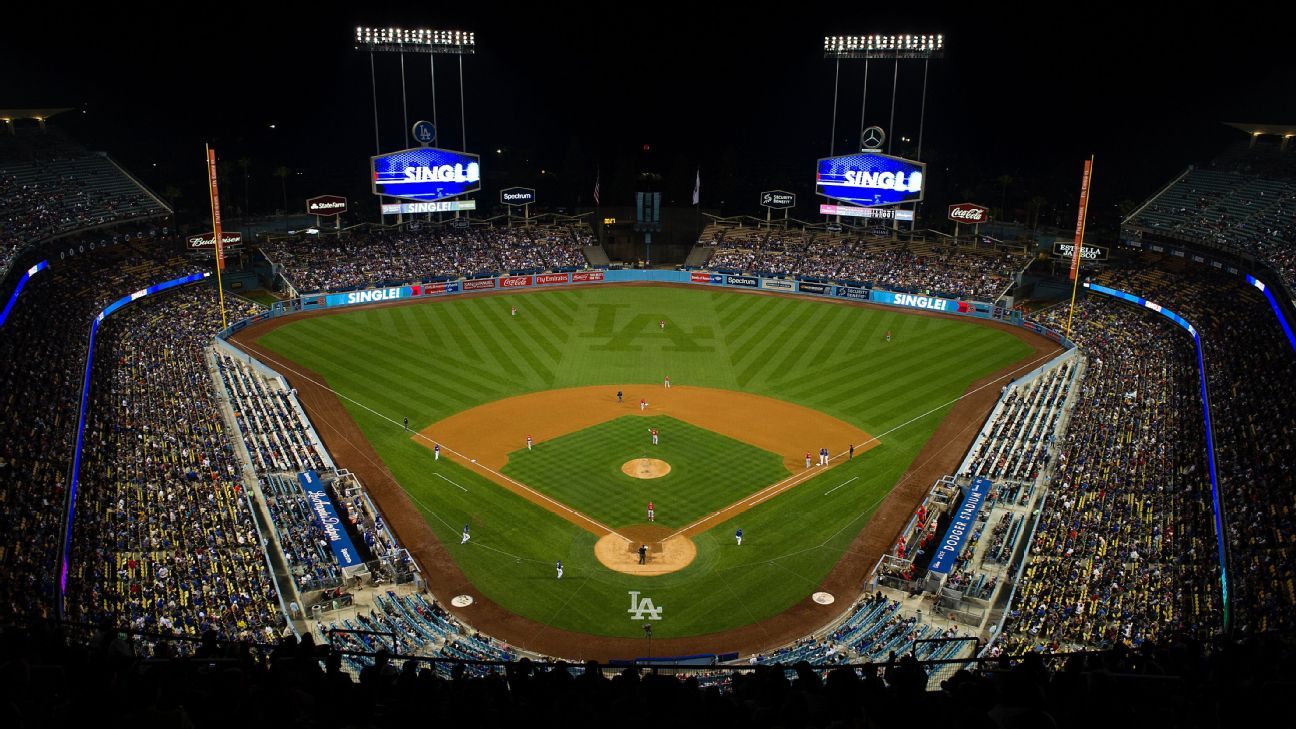Dodgers begin process of extending netting - ESPN