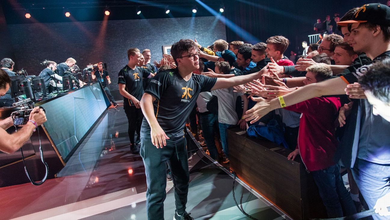 Fnatic makes statement vs. G2 - ESPN