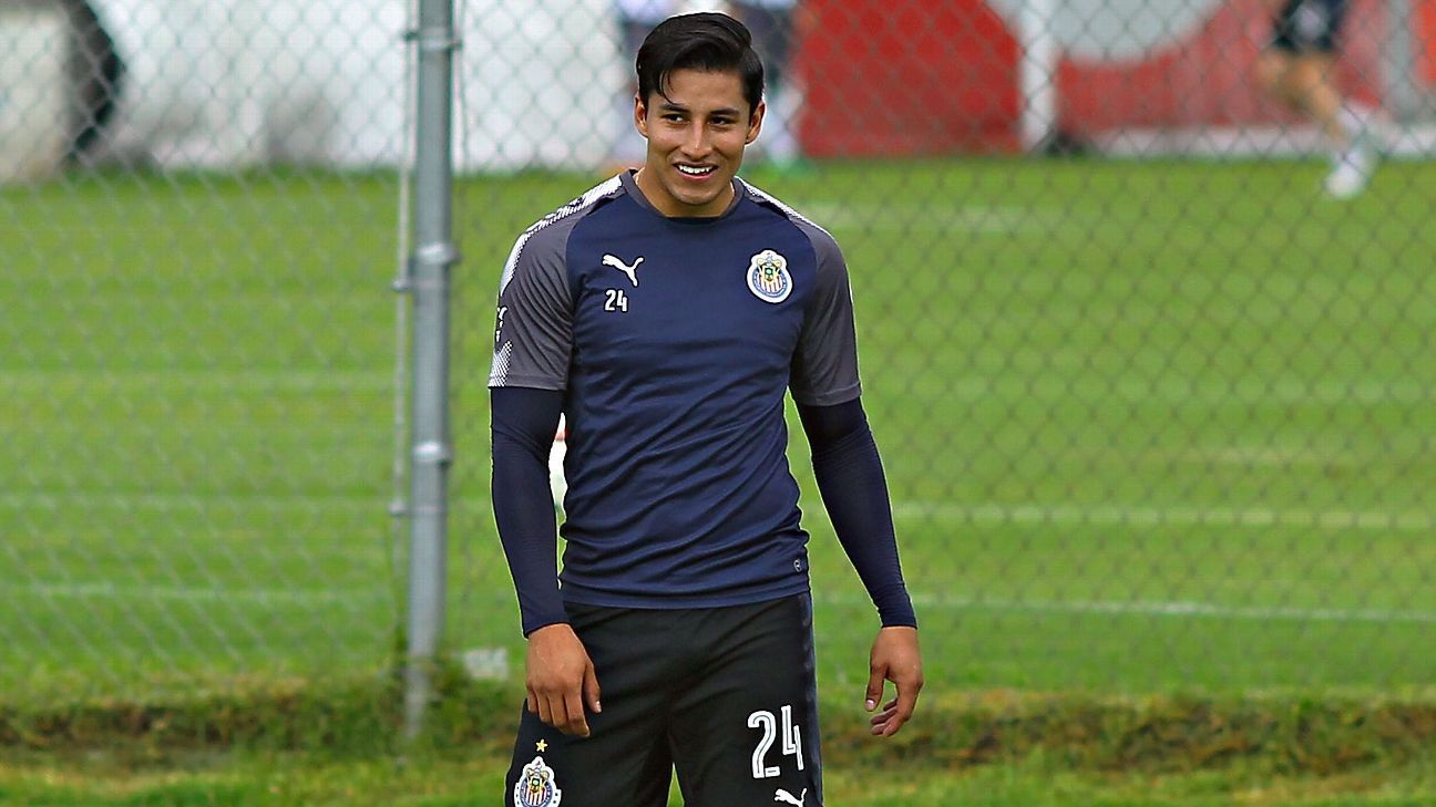 Carlos Cisneros vuelve a jugar en Liga MX 293 días después