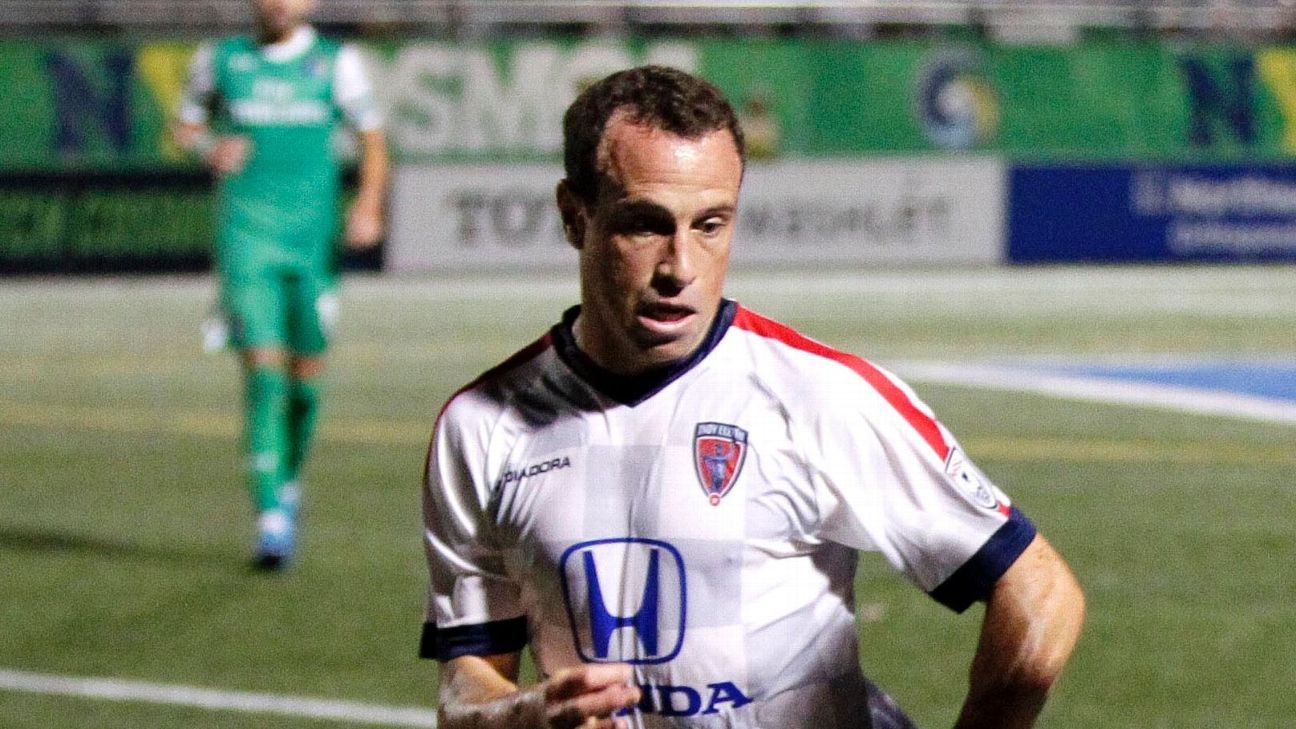 Mexico legend Gerardo Torrado retires from professional football - ESPN