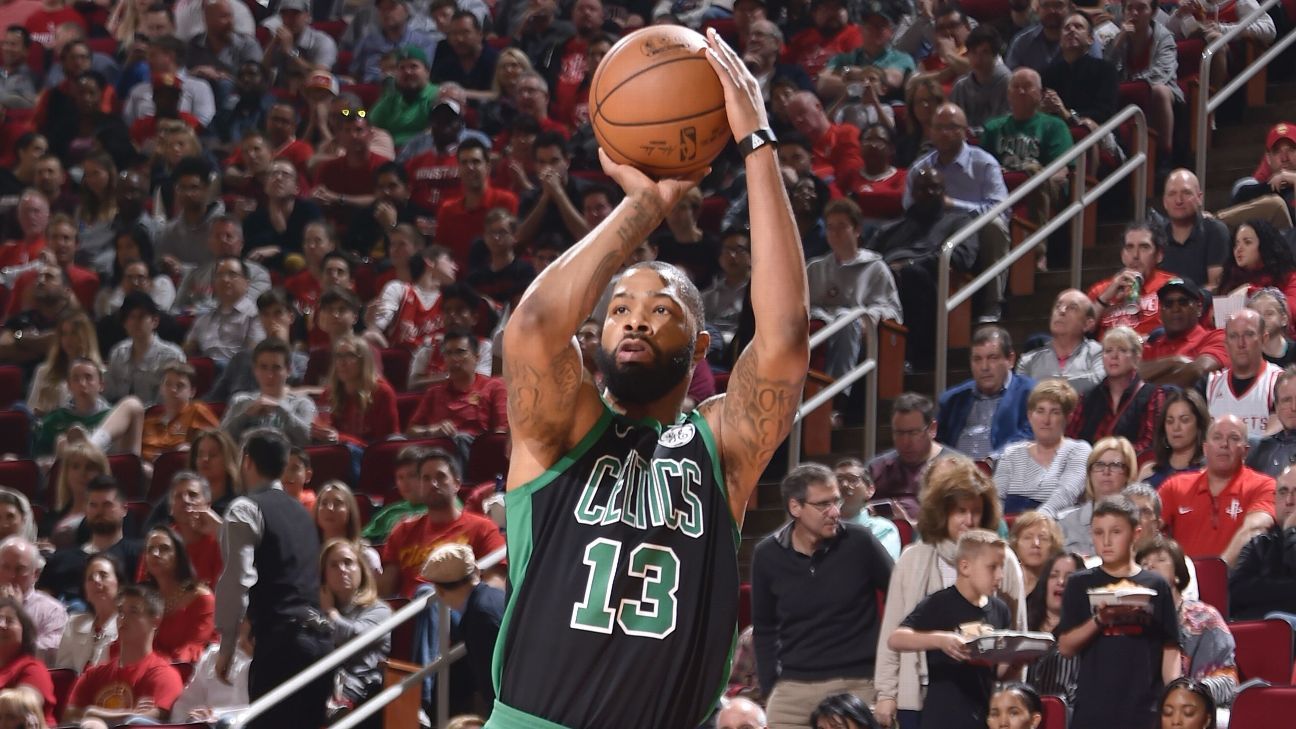 Celtics' Marcus Morris exits with sprained ankle; X-rays negative - ESPN