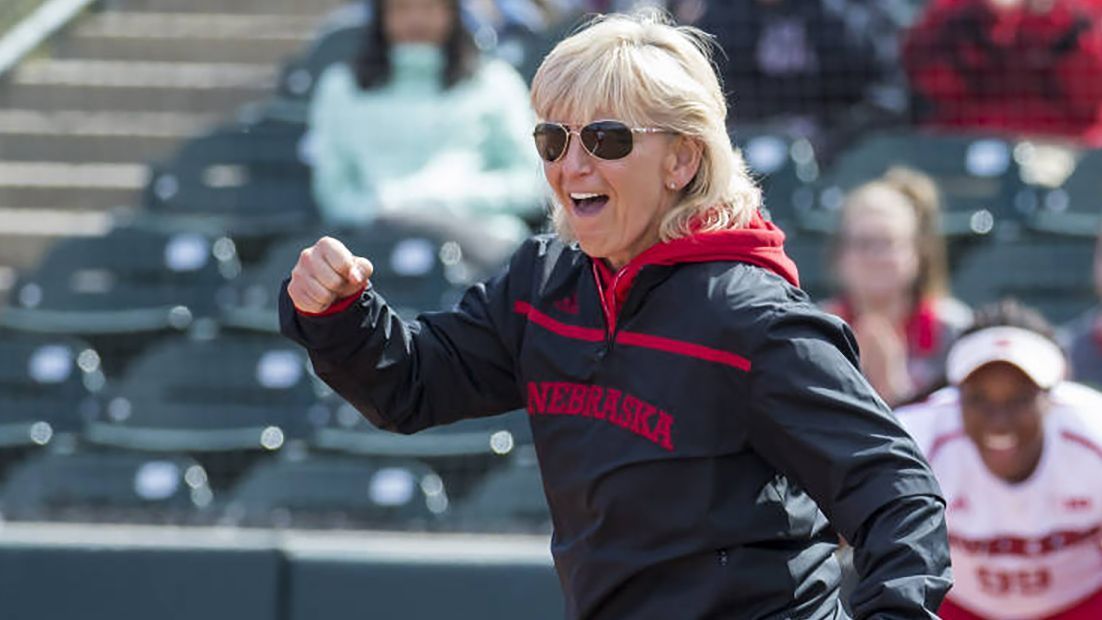 NCAA softball coaches hope vote quashes early recruiting - ESPN