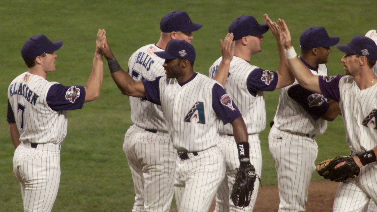 Uni Watch's Flashback -- Looking back at the Diamondbacks' original ...