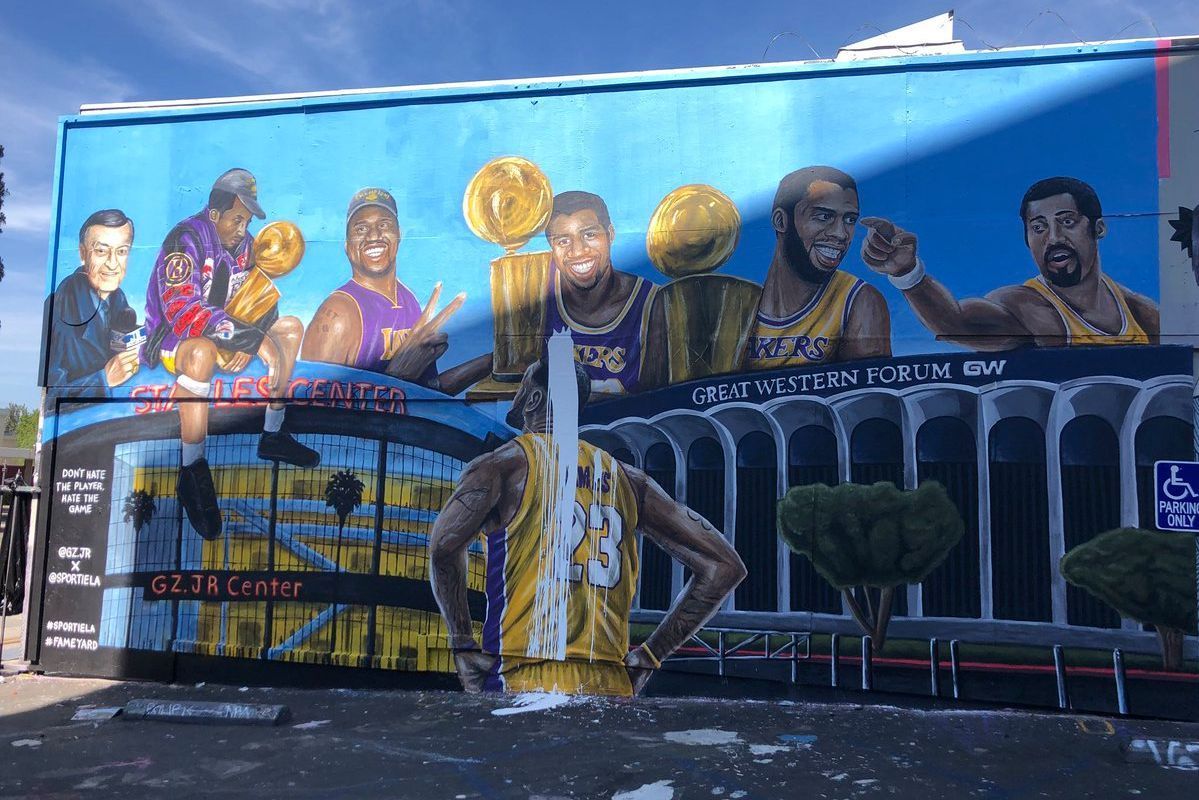 Vandalizan otro mural de LeBron en Los Angeles - ESPN