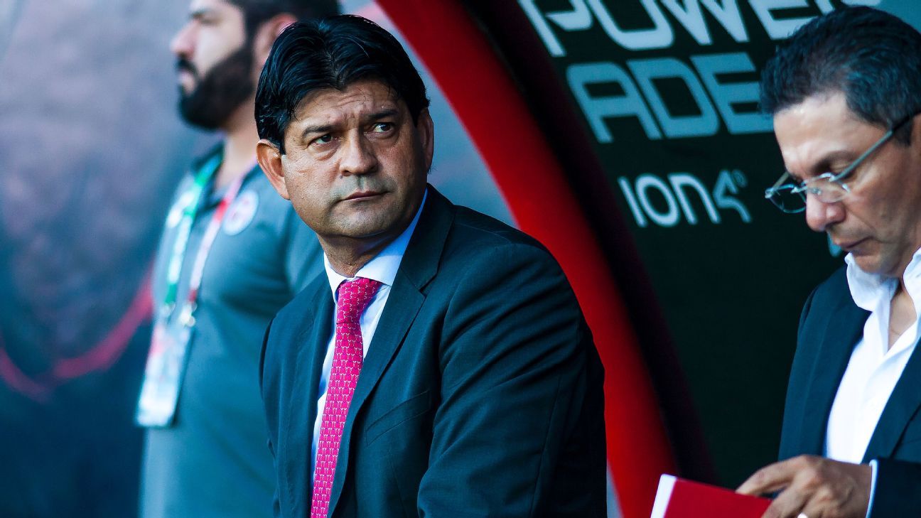 José Cardozo, molesto por los errores en la zaga de Chivas - ESPN