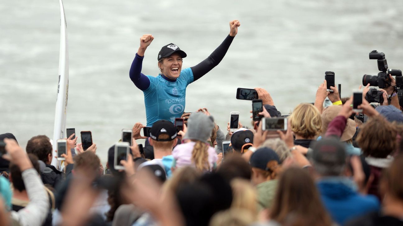 Steph Gilmore inducted into Surfing Walk of Fame - ESPN