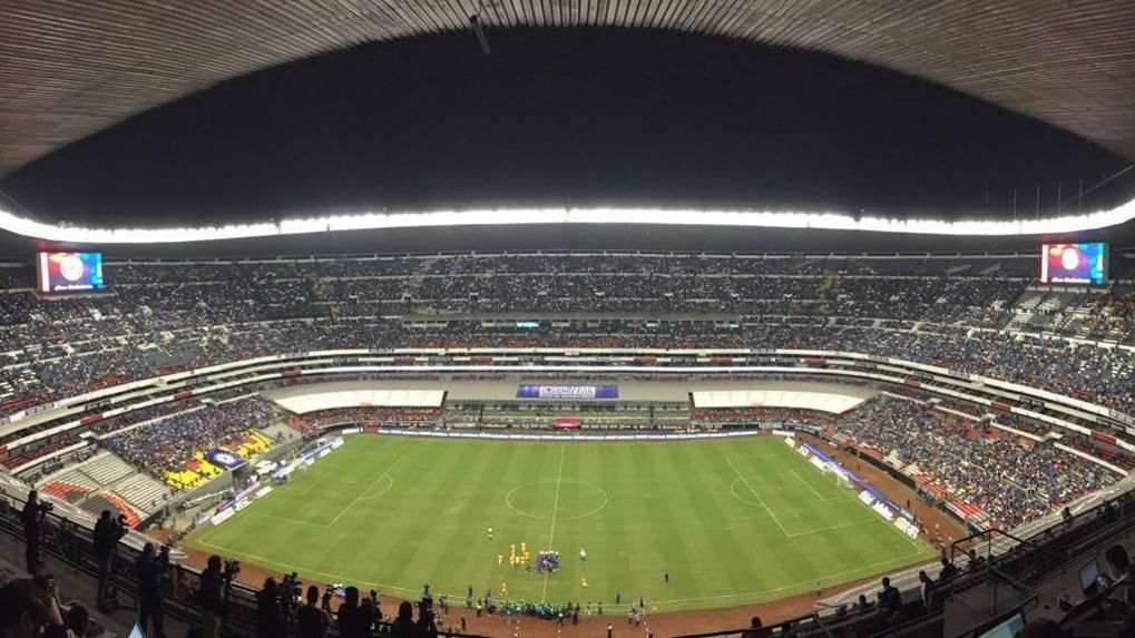 Cruz Azul vuelve a registrar buena entrada en el Estadio Azteca - ESPN