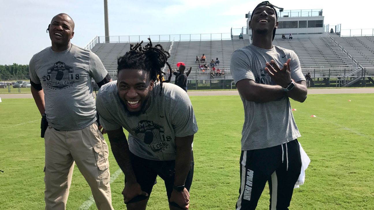 Mike Williams ready to live up to his hometown hero status - ESPN - NFL ...