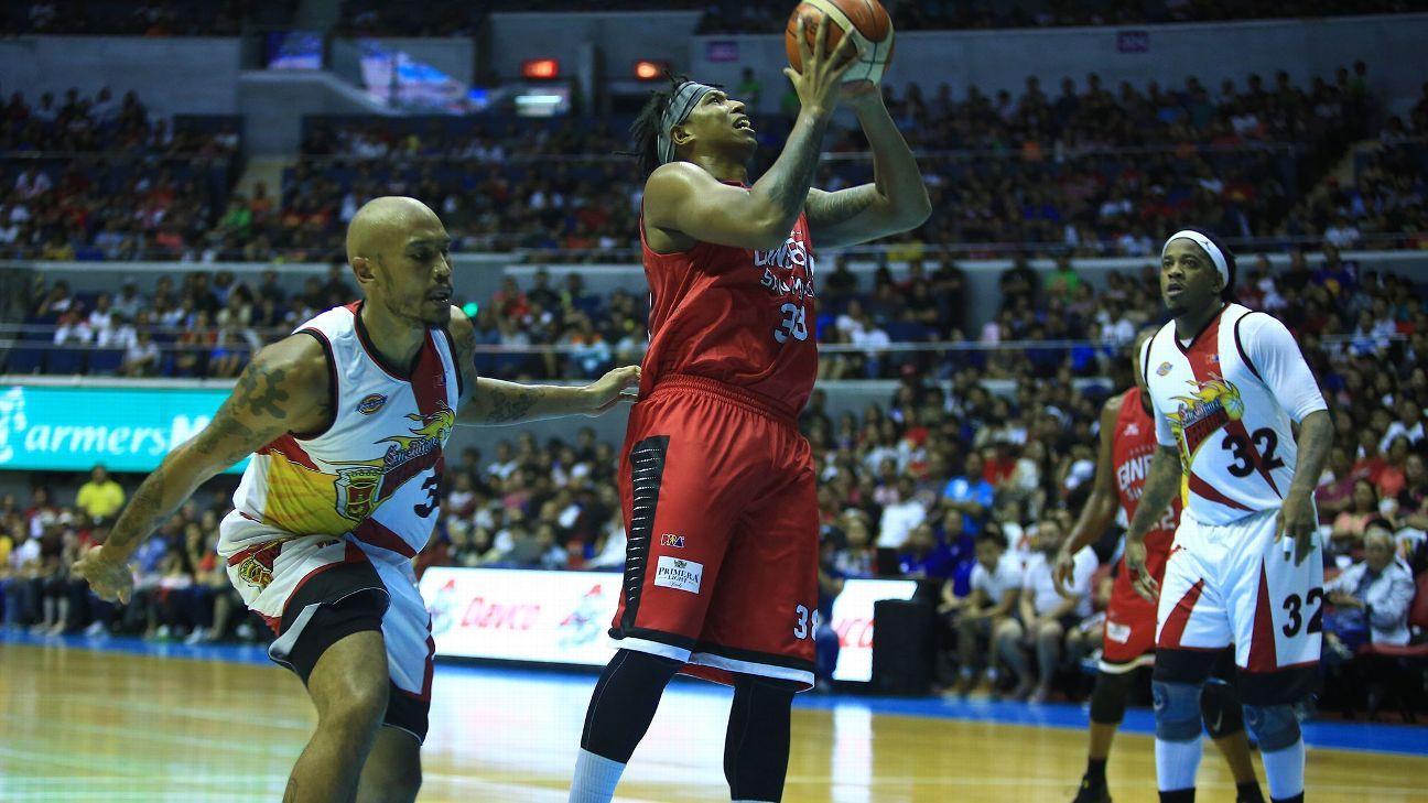 Joe Devance shrugs off pain to help undermanned Ginebra - ESPN