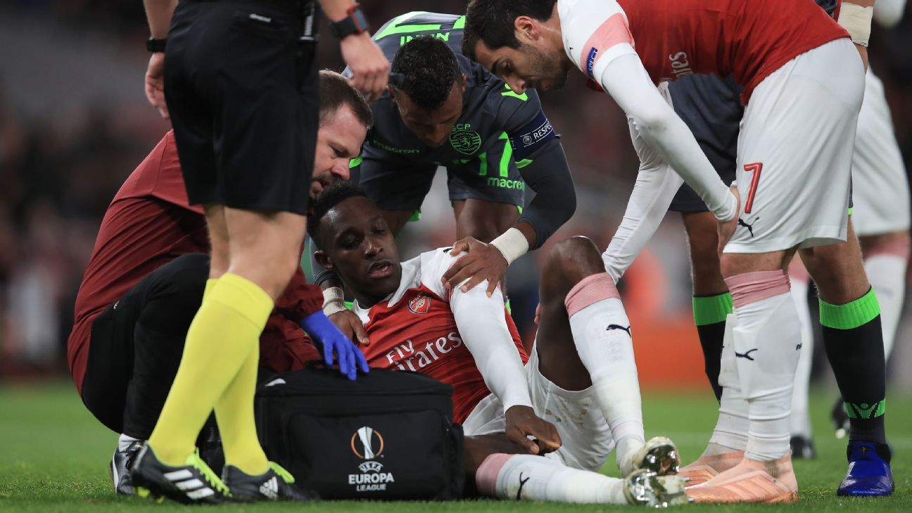 Arsenal's Danny Welbeck suffered 'significant' ankle injury against ...