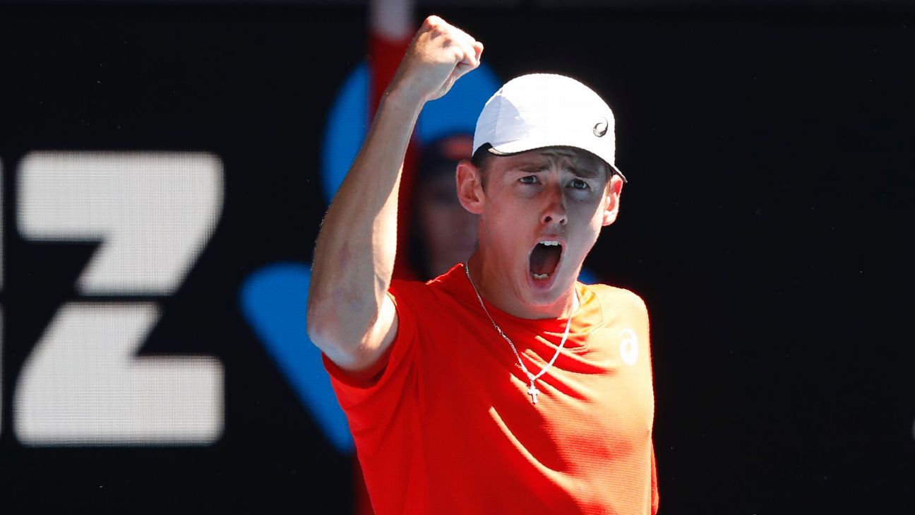 Aussie wrap, Day 1: Alex de Minaur's star continues to rise - ESPN