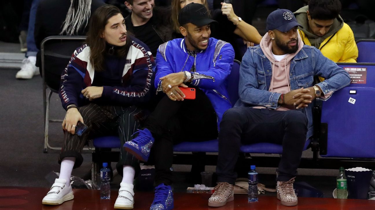 Premier League stars enjoy NBA London match as Bellerin's outfit ...