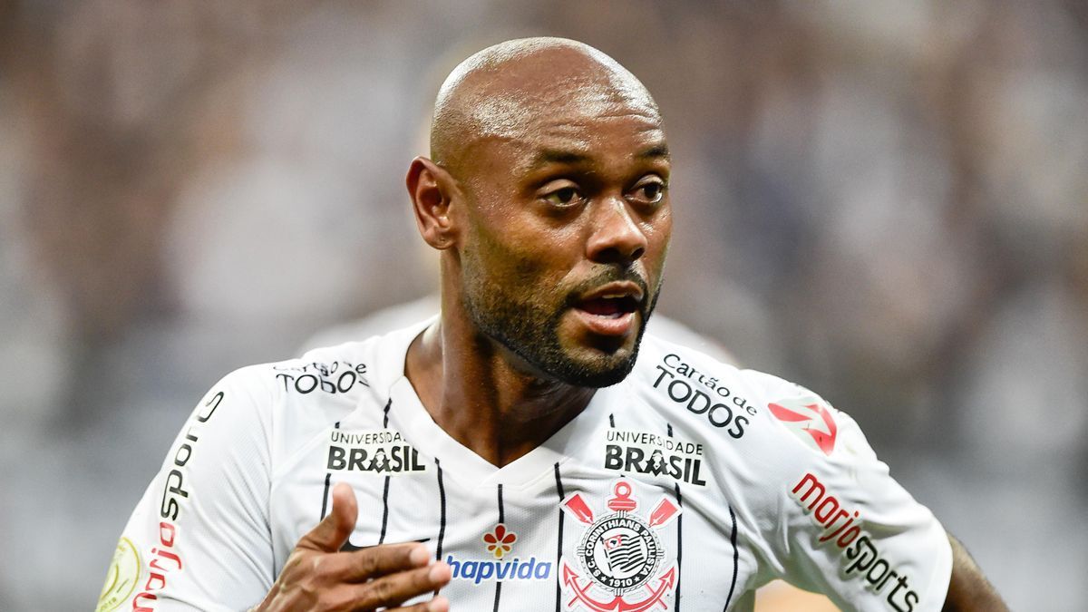 Brasileirão: Em reestreia de Gil, Corinthians pressiona CSA e vence com ...