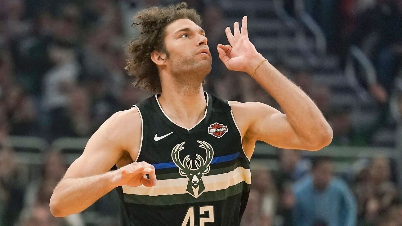 Source: Robin Lopez to test free agency after declining $5M player ...