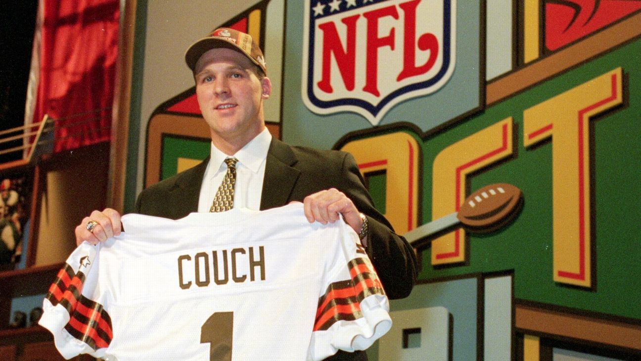 ¿Qué fue de Tim Couch, primer quarterback de los Browns tras el ...