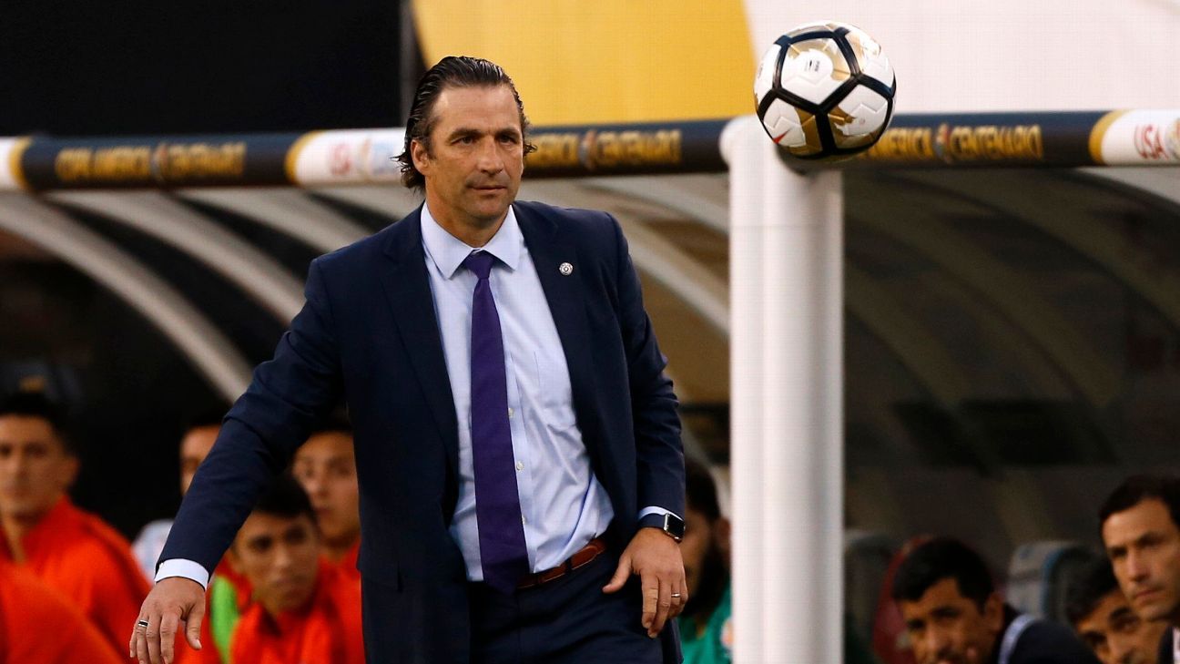 Juan Antonio Pizzi celebra su cumpleaños número 52 - ESPN