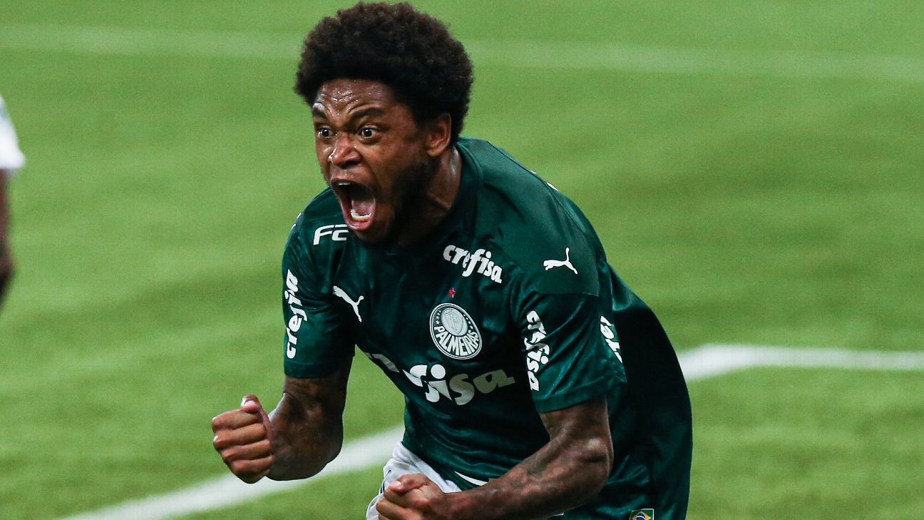 Volante do Inter, Matheus Jussa discute com Luiz Adriano, do Palmeiras ...