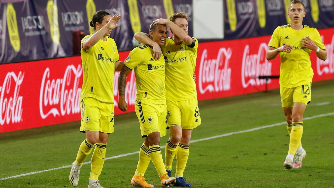 Randall Leal se luce con soberbio golazo en Playoffs de la MLS