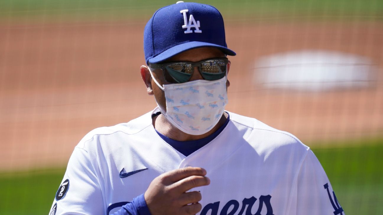 Manager Dave Roberts, de Dodgers, respalda a estadounidenses-asiáticos ...