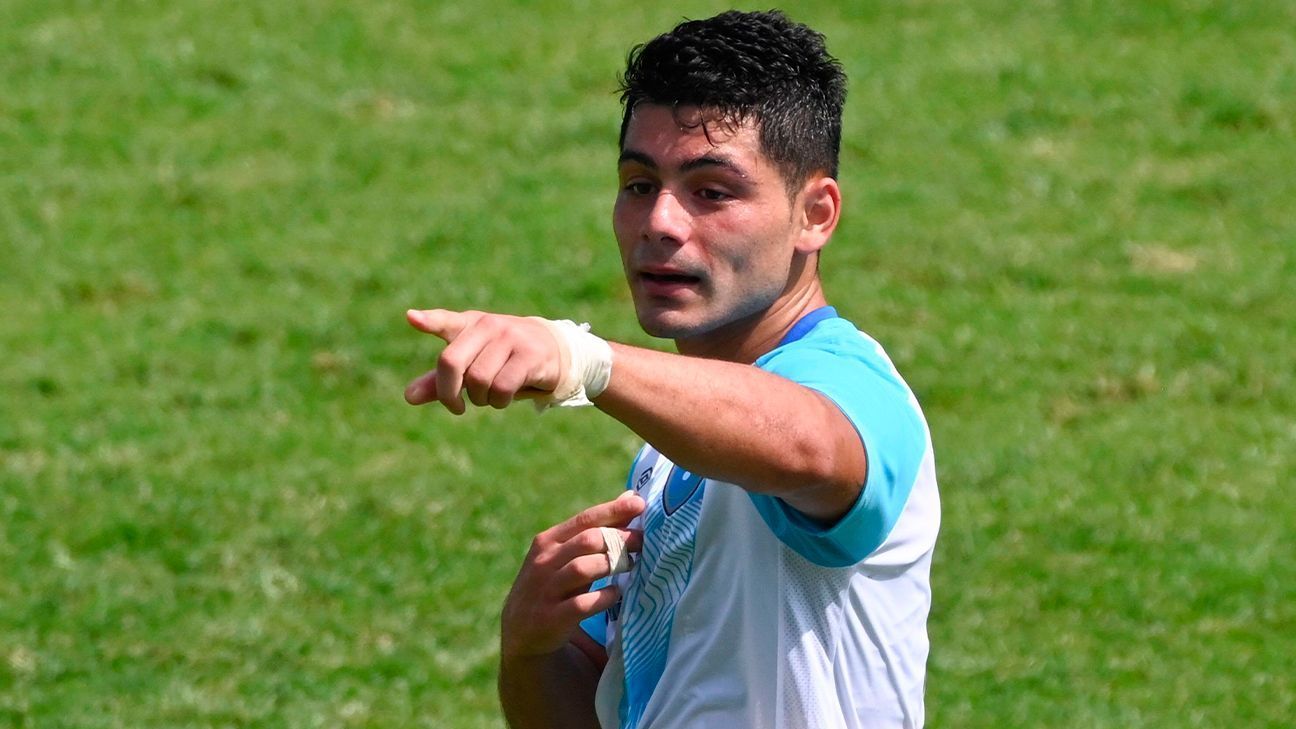 La emoción de Darwin Lom al disputar su primera eliminatoria ...