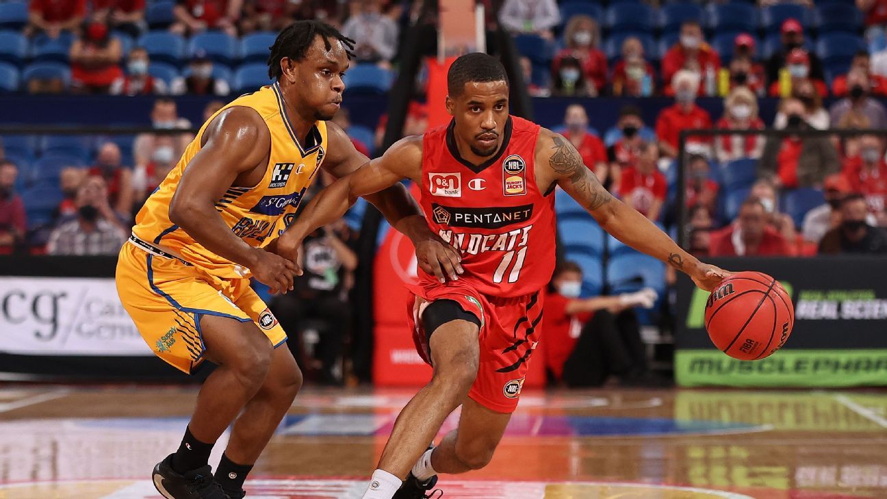 Slumping Brisbane mauled by the Wildcats - ESPN