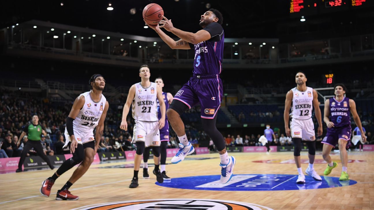 NBL Corey Webster sparks NZ Breakers' win over Adelaide 36ers - ESPN