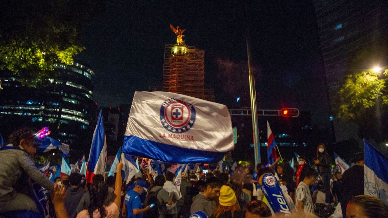 Cruz Azul rompe filas y, de momento, no habrá más festejos - ESPN