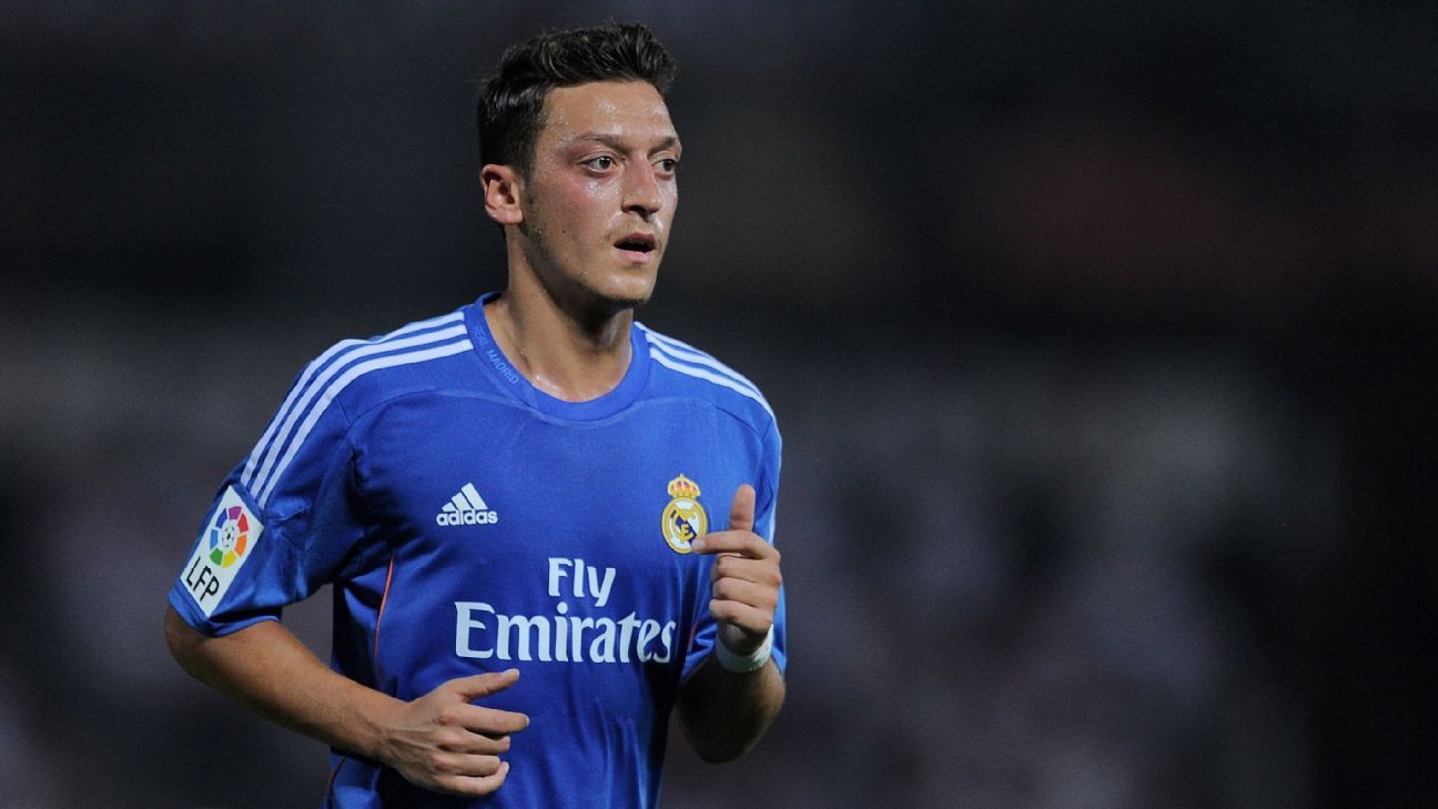 Ozil revela por que escolheu Real Madrid após oferta do Barcelona de ...