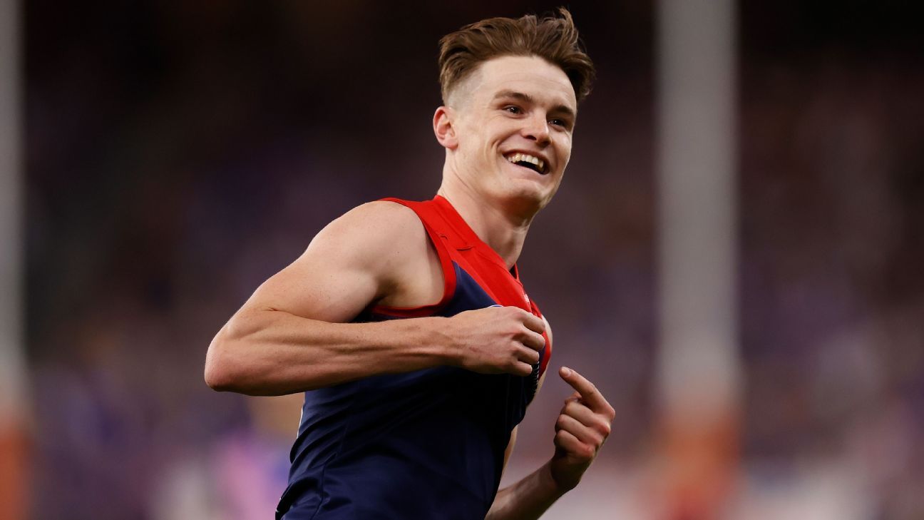 AFL Melbourne Demons hero Bayley Fritsch signs new AFL deal - ESPN