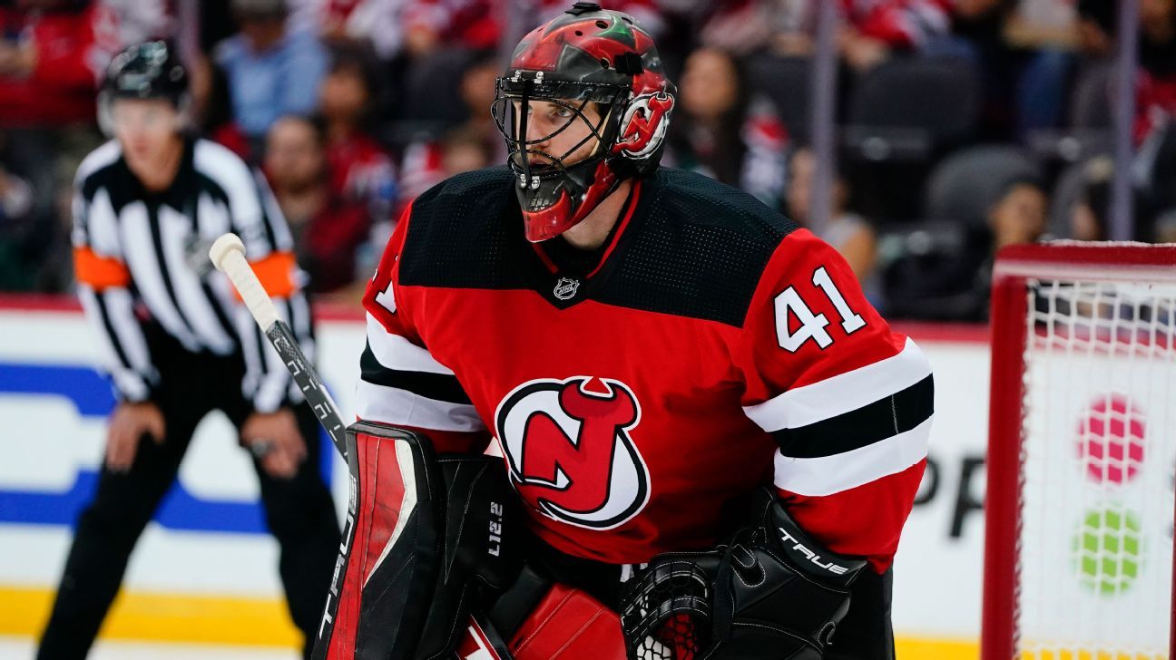 Arizona Coyotes claim goalie Scott Wedgewood off waivers from the New ...