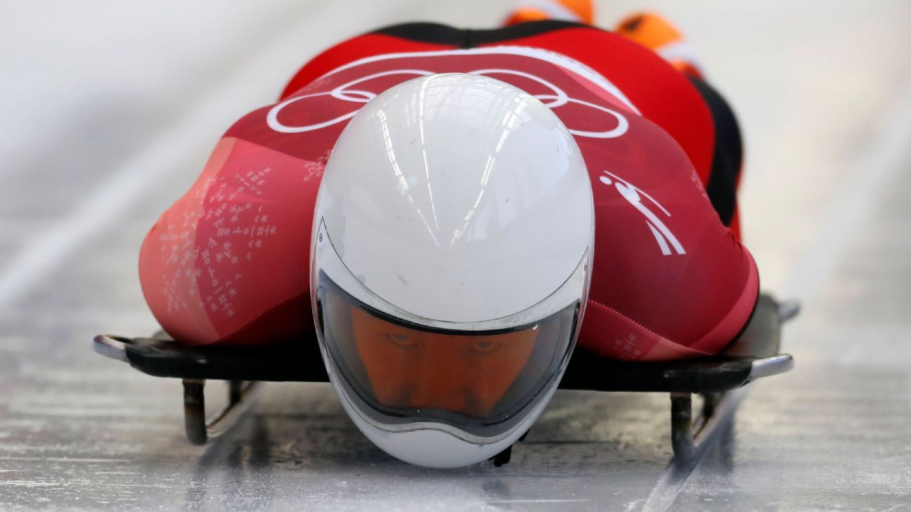 Rare 3-way gold finish in World Cup skeleton - ESPN