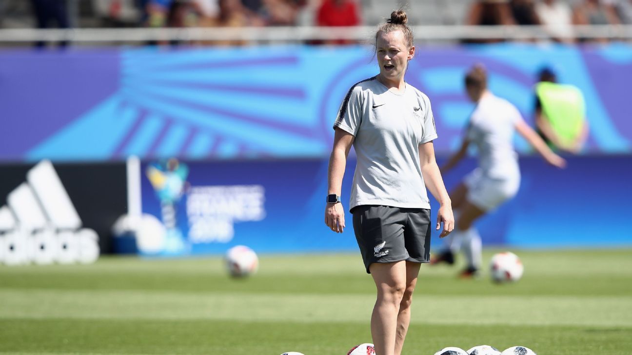 Gemma Lewis' Wellington Phoenix poised to make life uncomfortable in A ...