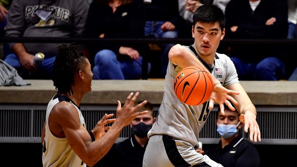 Seven men's basketball players from Big Ten feature on Wooden Award Top ...