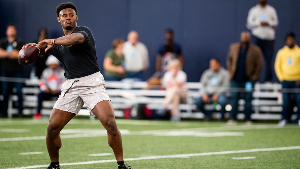 Malik Willis Impresiona A La Nfl En El Pro Day De Liberty Previo Al